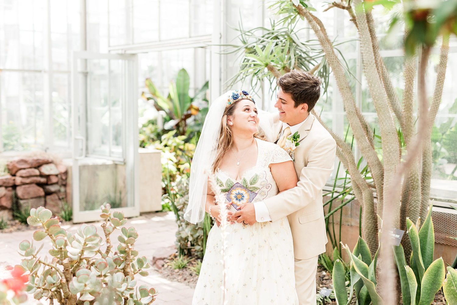 Ryan Gretchen Frederik Meijer Gardens Wedding Arizona Michigan